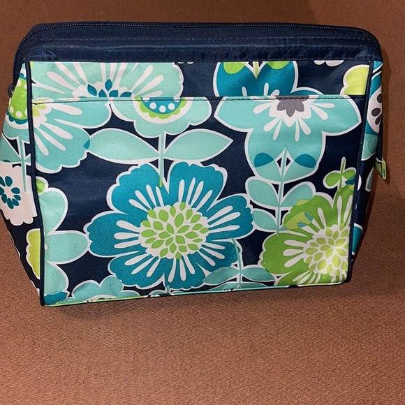 thirty-one | Bags | Thirty One Floral Hanging Travel Bag | Poshmark